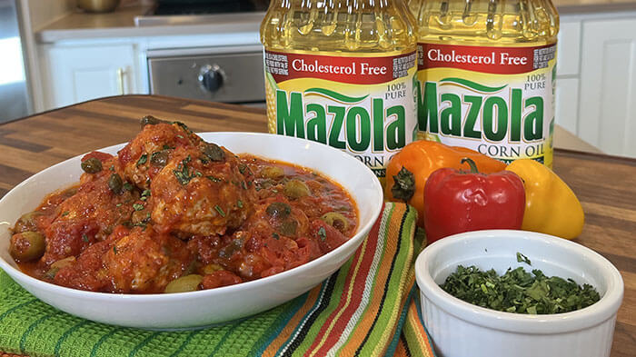 Chicken Meatballs Recipe in Sofrito Sauce | Mazola®